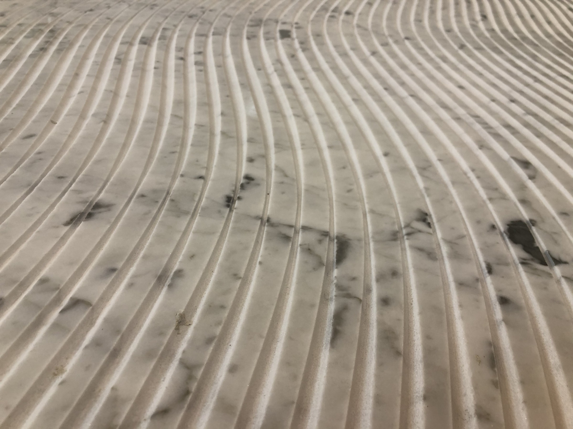 Marmi La Bella, Waves, Perpetual motion